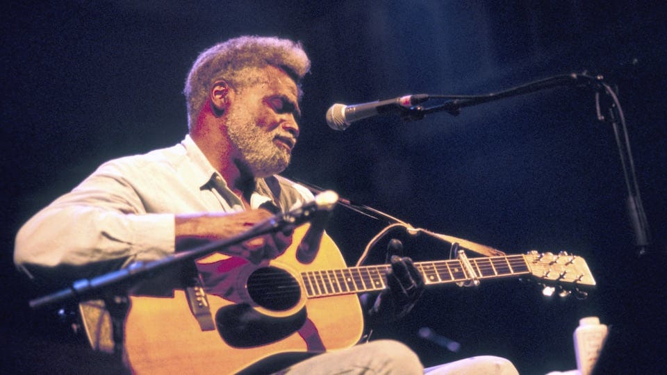 Ted Hawkins “Peace and Happiness” Is the Pick-Me-Up Song You Didn’t ...