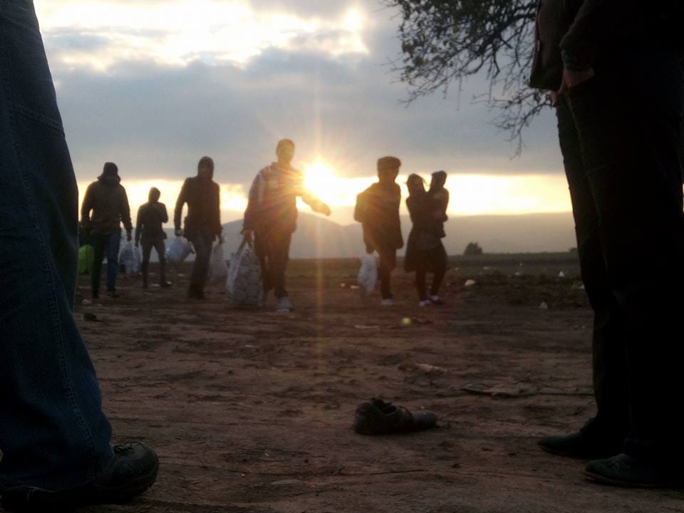 One day too few. Refugees on the Macedonia & Serbia… | by Aharon Pelz | Medium