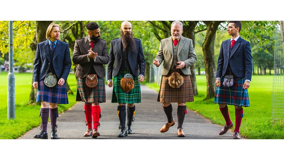 Embrace Scottish Heritage: The Argyll Kilt Outfit | Medium