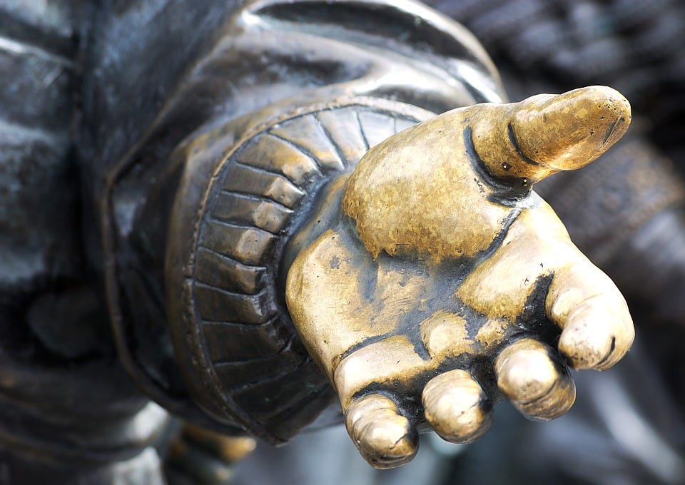 The Left-Handed Experience: those who are left-handed will understand ...