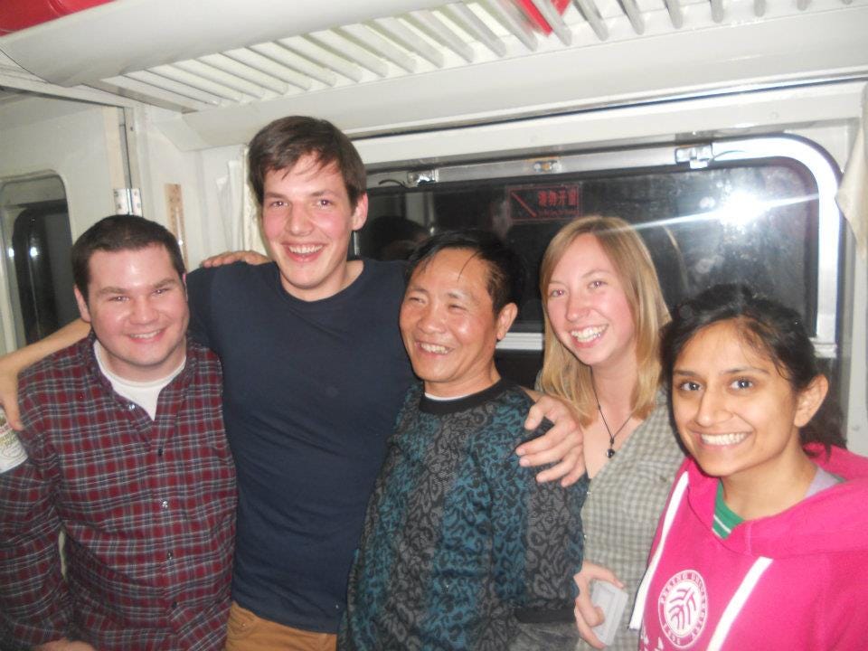 老外坐火车. (Foreigner rides a train) | by Erin Crandell | Medium