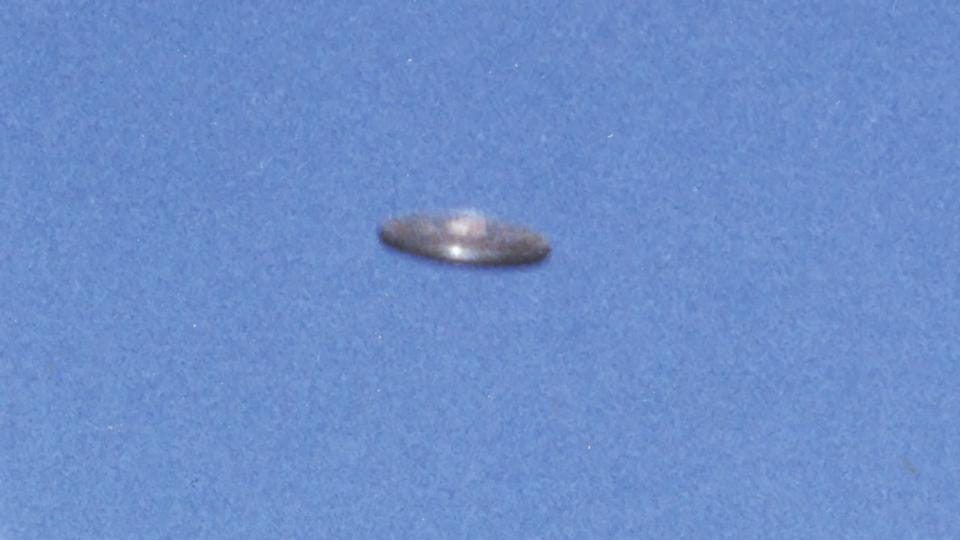 Ufo Disc Photo Taken From Vancouver Island Canada By Johnmooner Chief