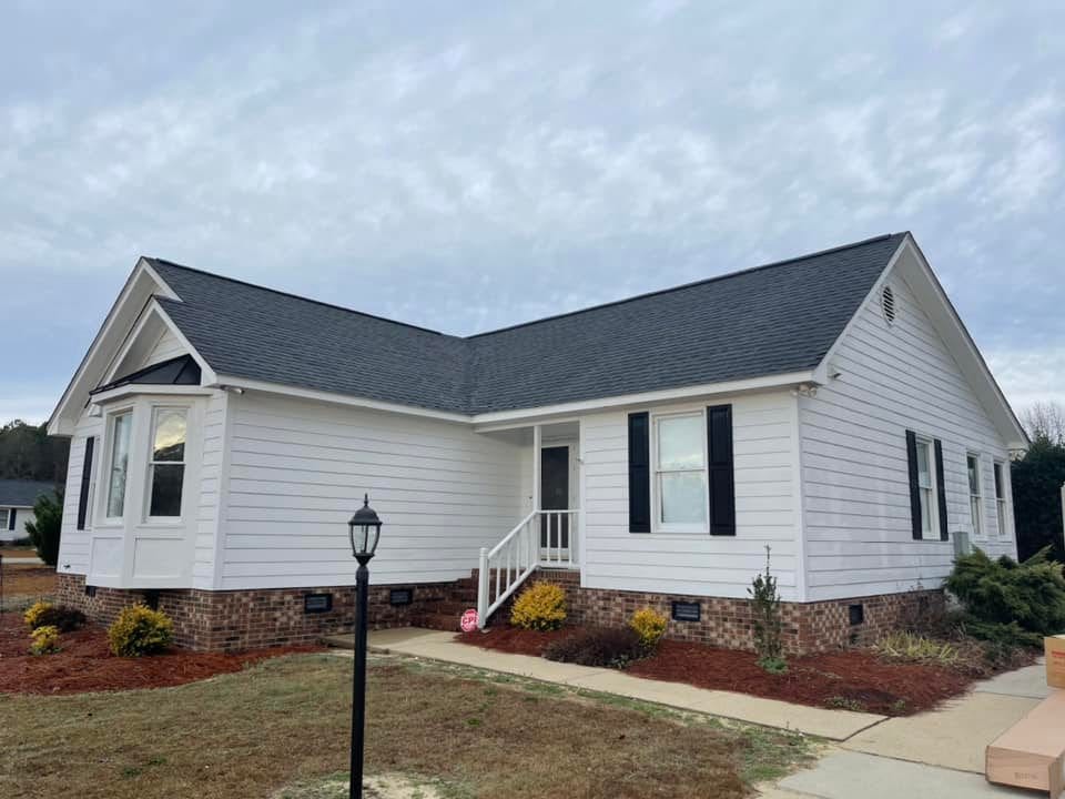 Residential Roofer-Roman Roofing And Gutters - Roman Roofing and ...