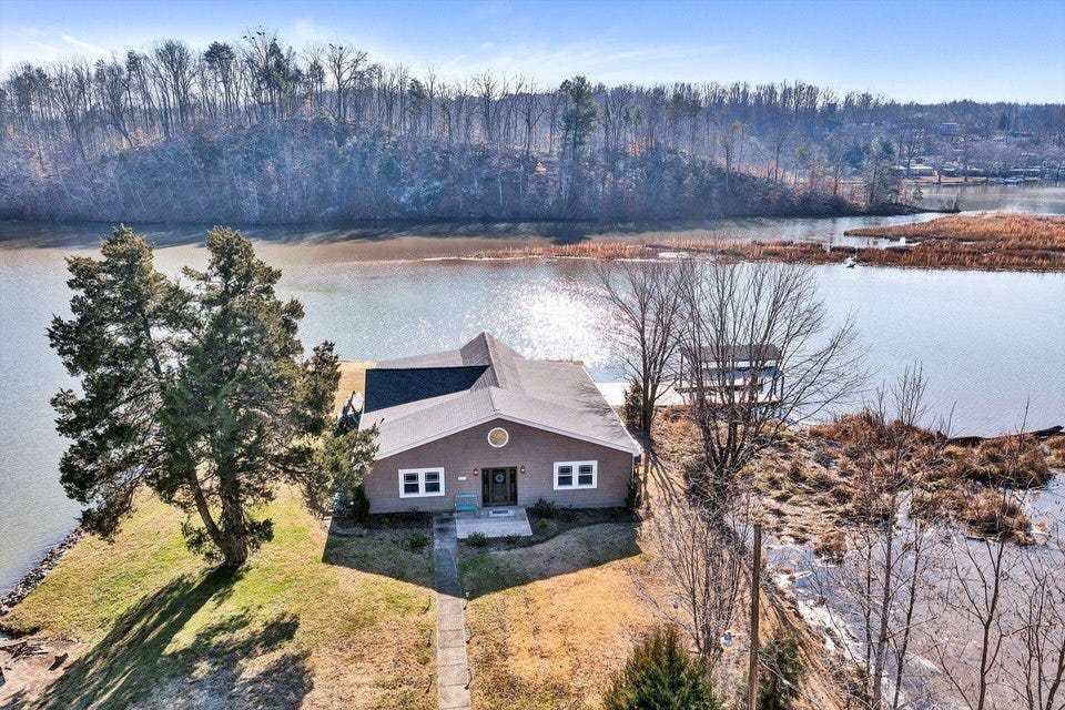 Professional Real Estate In Sherman Oaks - One Source Real Estate - Medium