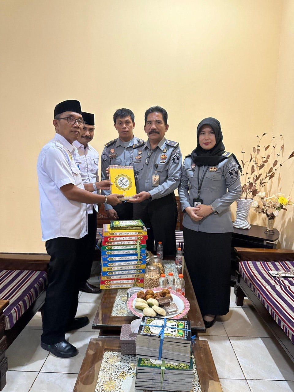lapLapas Kelas IIB Polewali Laksanakan Koordinasi dengan Kemenag ... lapLapas Kelas IIB Polewali Laksanakan Koordinasi dengan Kemenag ...