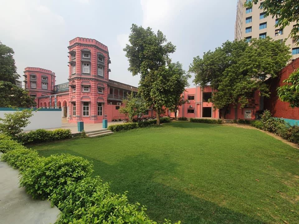 Superior Group Of Colleges