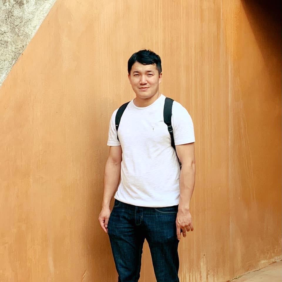 藝評人 胡鐘尹 Hu JungYi 簡介. 胡鐘尹 HU,Jung-Yi 1990… | by Art Critic Hu Jungyi 胡鐘 ...