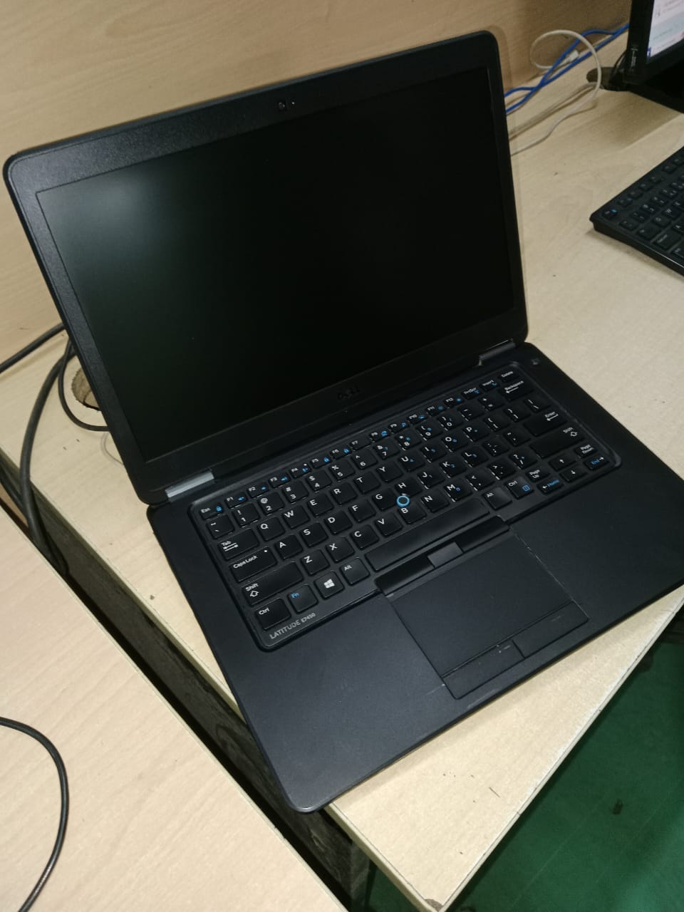 Dell E7240 Latitude Laptop! 9873247325 - old laptop sale - Medium