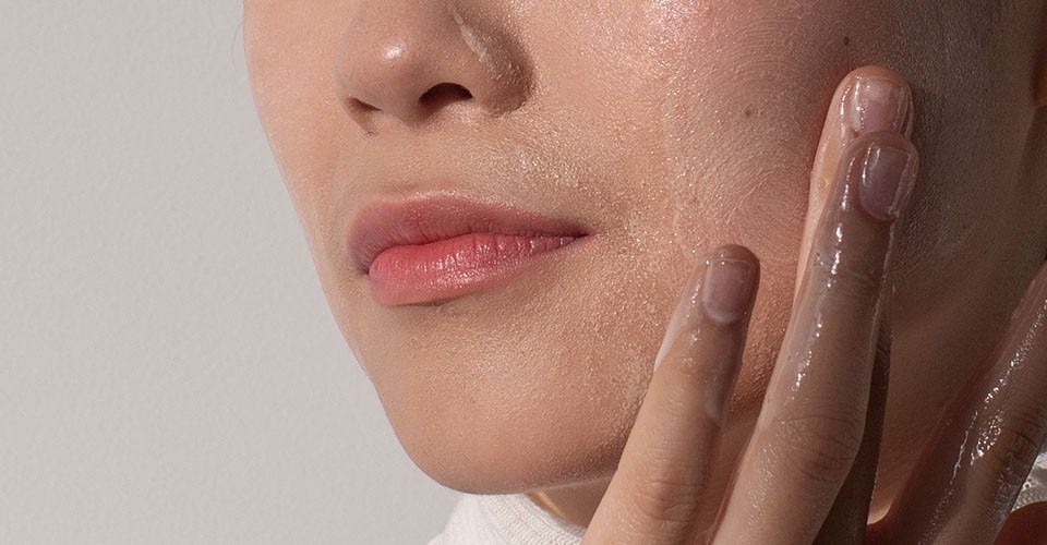 Skin problems of hot summer. Hot summers can exacerbate various skin ...