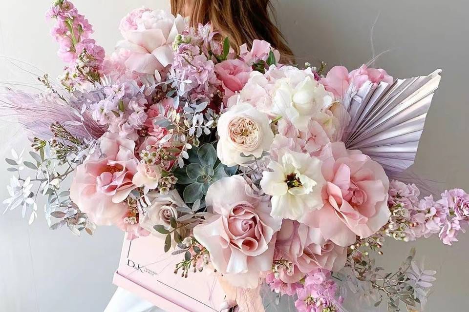 Affordable Blooms: Explore the Best Cheap Flower Delivery in the UK ...