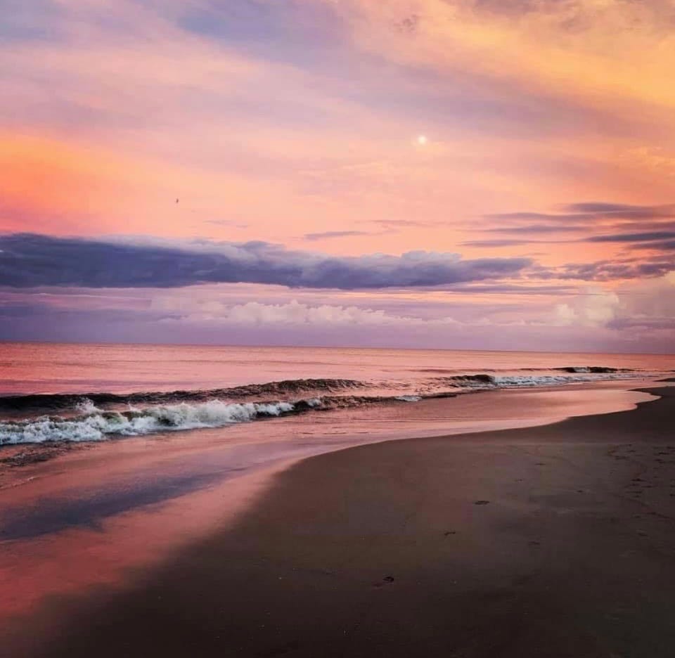 Sunset Dreams. The hues of the sky at dusk allow us to… | by Victoria ...
