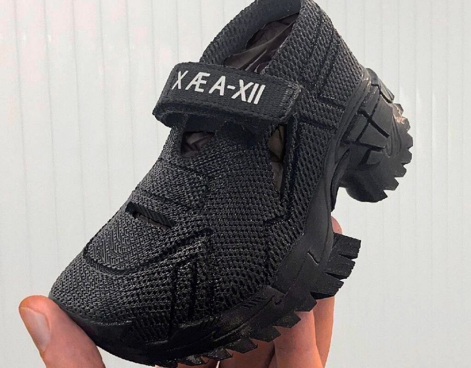 Elon Musk And Grimes’ Baby Gets Custom Shoes From Rombaut - HYBRID ...