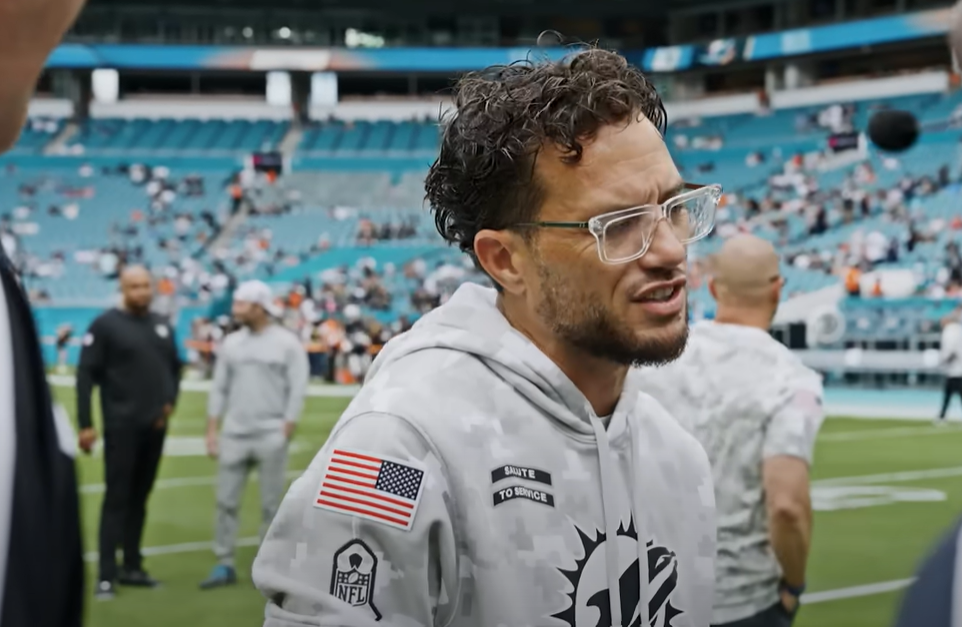 Miami’s Mike McDaniel: The NFL’s Oddest, Coolest Coach | by Mike Butler ...