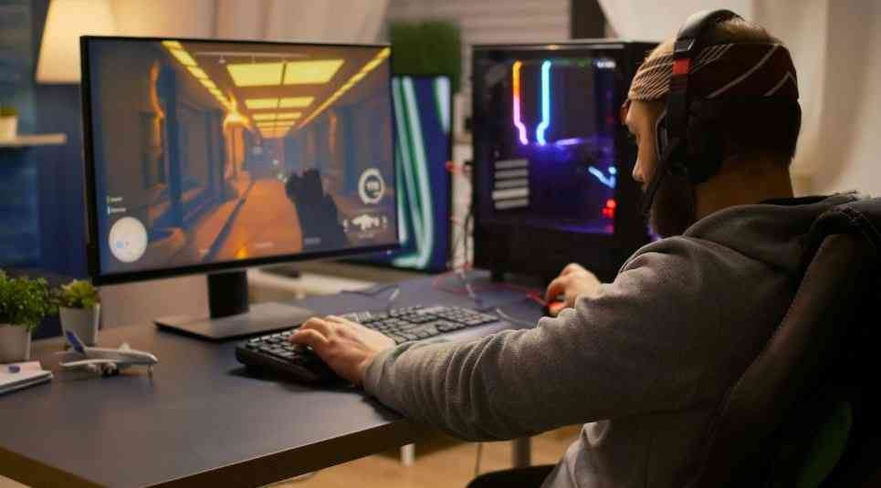 “The Art and Science of Video Game Development: Crafting Immersive ...