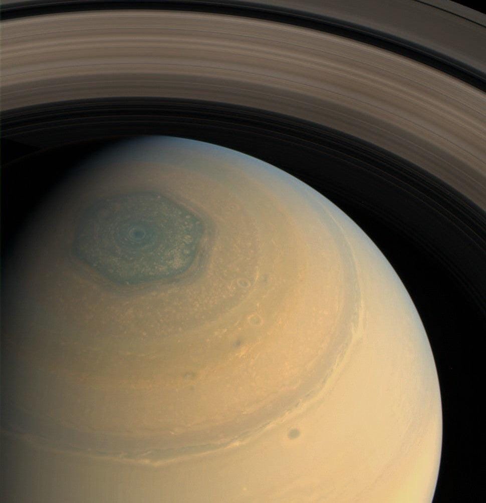Hexagonal Storm on Saturn B-L-O-C-K-S Cold as Dry Ice- Every winter, a ...