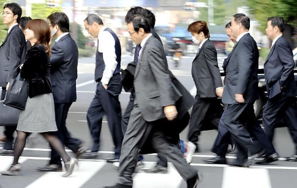 Hiring Salespeople in Japan. By Tomohiko Akiyama, Judicial Scrivener ...