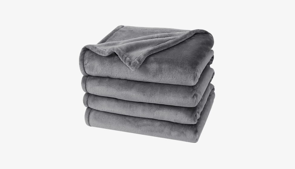 Top 10 Blankets to Elevate Your Comfort and Style | by BABReviews | Sep ...