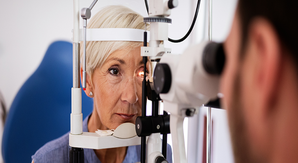 The Best Retina Specialist in Greater Noida West-Vedanta Netralya | by Vedanta Netralya | Apr ...