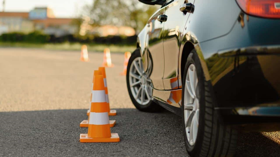 Best Car Driving Training and Female Driving Instructor in Delhi — DK ...