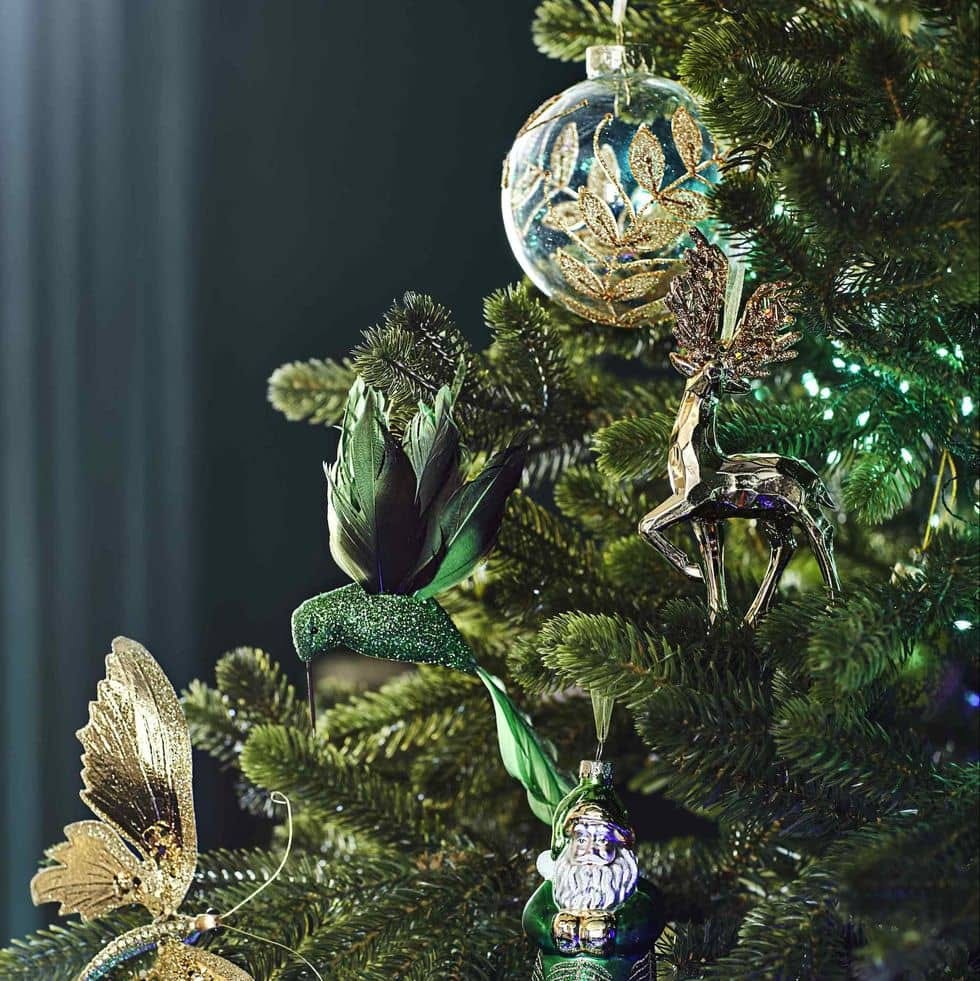 Best 18 Christmas Decorating Trends for 2021 | by snworkshop.com | Medium