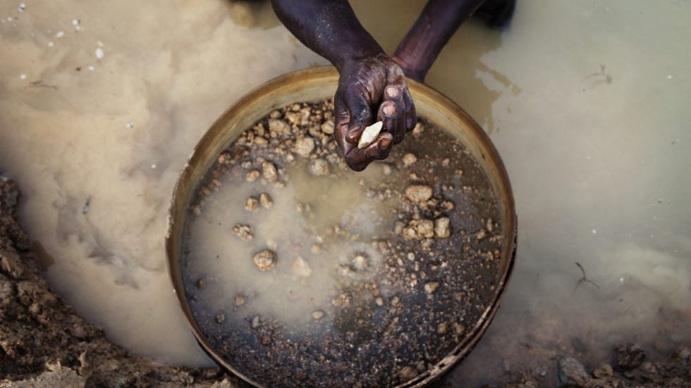 Sierra Leone’s “cheap gold” entices the gullible | by ESC Limited Sierra Leone | Medium