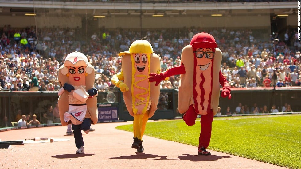 Top 10 Sizzling, Sporty Things to Discuss at Your Weekend Weenie Roast ...