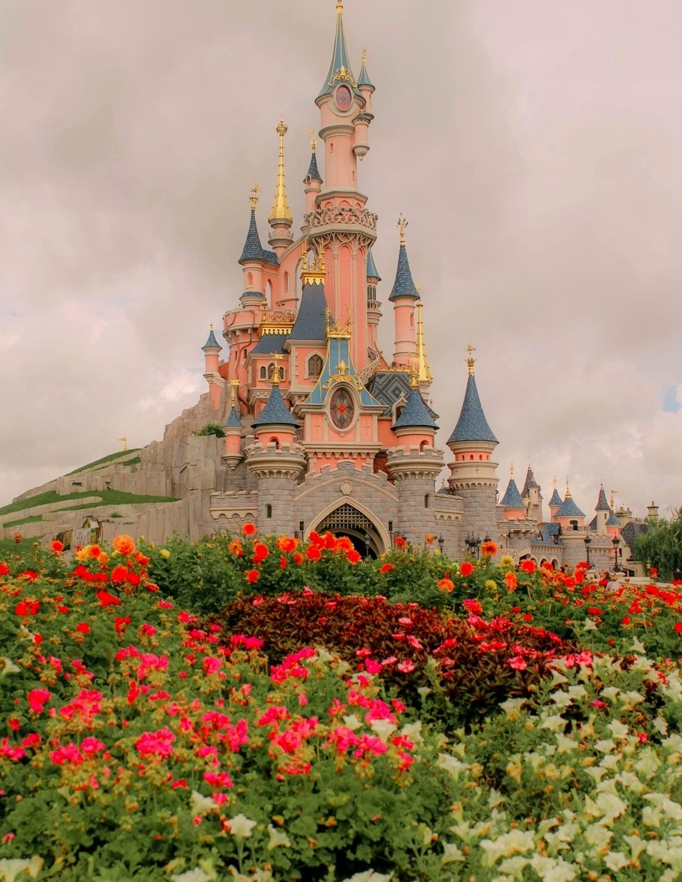 How to visit Disneyland in Paris. Just outside Paris, there is a place ...