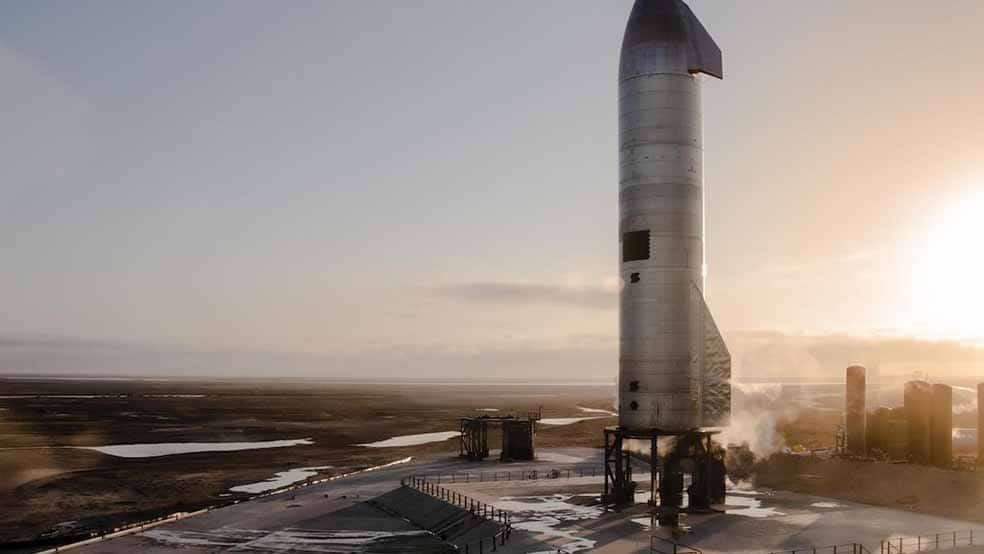 O prototipo da Starship SN10 deverá voar a uma altitude de mais de 30. ...