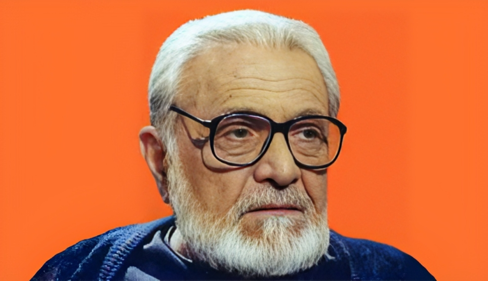 Unveiling the Genius of Ashfaq Ahmad: A Journey into a Literary Maestro ...