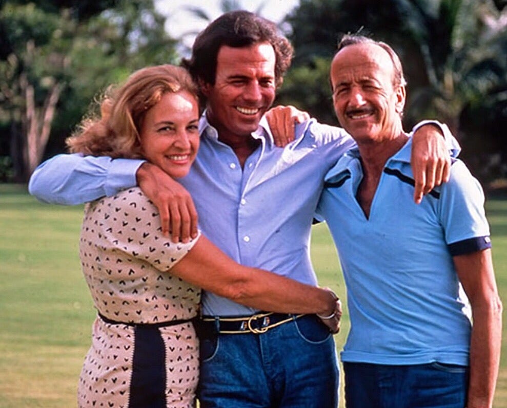 Grandes los tres por igual para mi. | by nacho | Medium