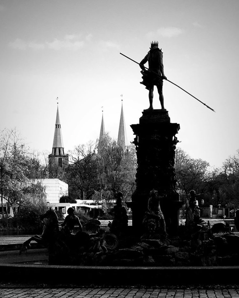 Galactic Dominance Hierarchy Paul Häberlein Medium